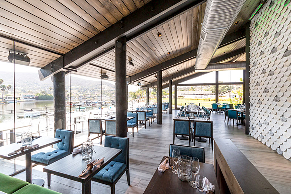 Decoy Dockside : HollisBC